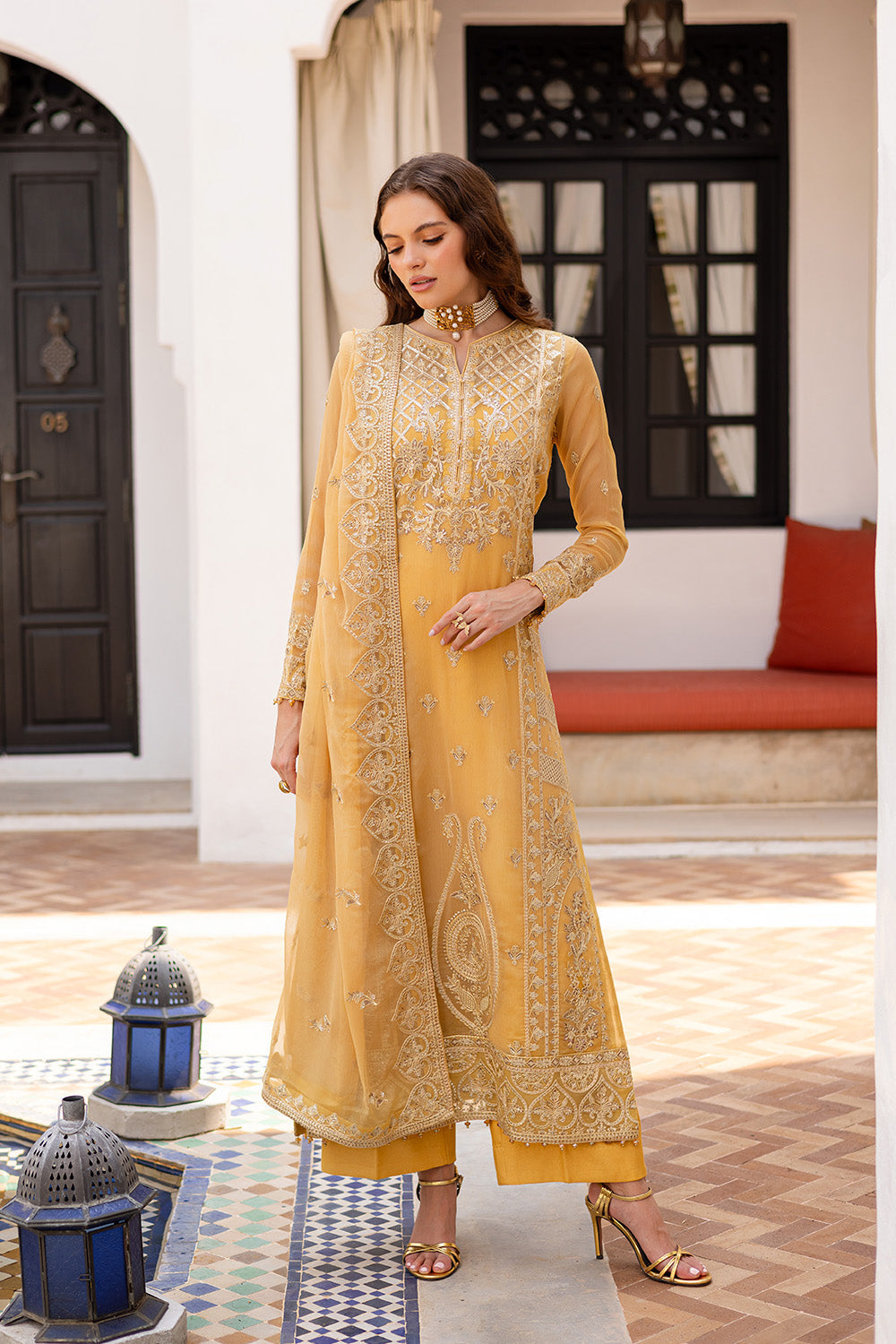 3 Piece Embroirdered Chiffon ENDAH - FS50095 – Maryum N Maria